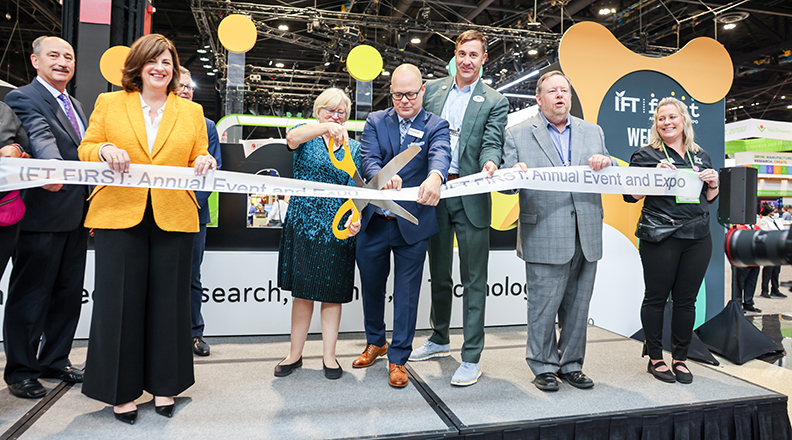 Slideshow: IFT FIRST Expo - IFT.org